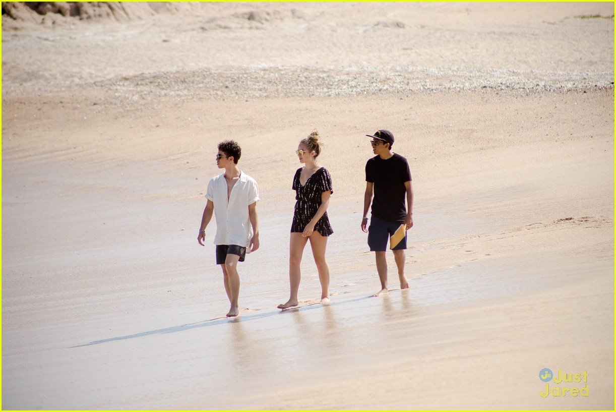 Cameron Boyce, Karan Brar & Sophie Reynolds Went To Cabo Together After ...