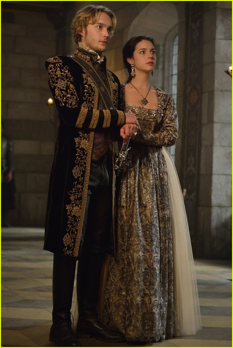 Adelaide Kane Reveals Her Favorite Frary Scene From 'Reign' | Photo ...