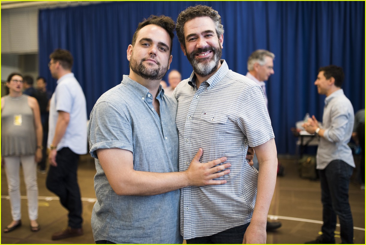 Here's Your First Look at 'Frozen the Musical' in Rehearsals! | Photo ...