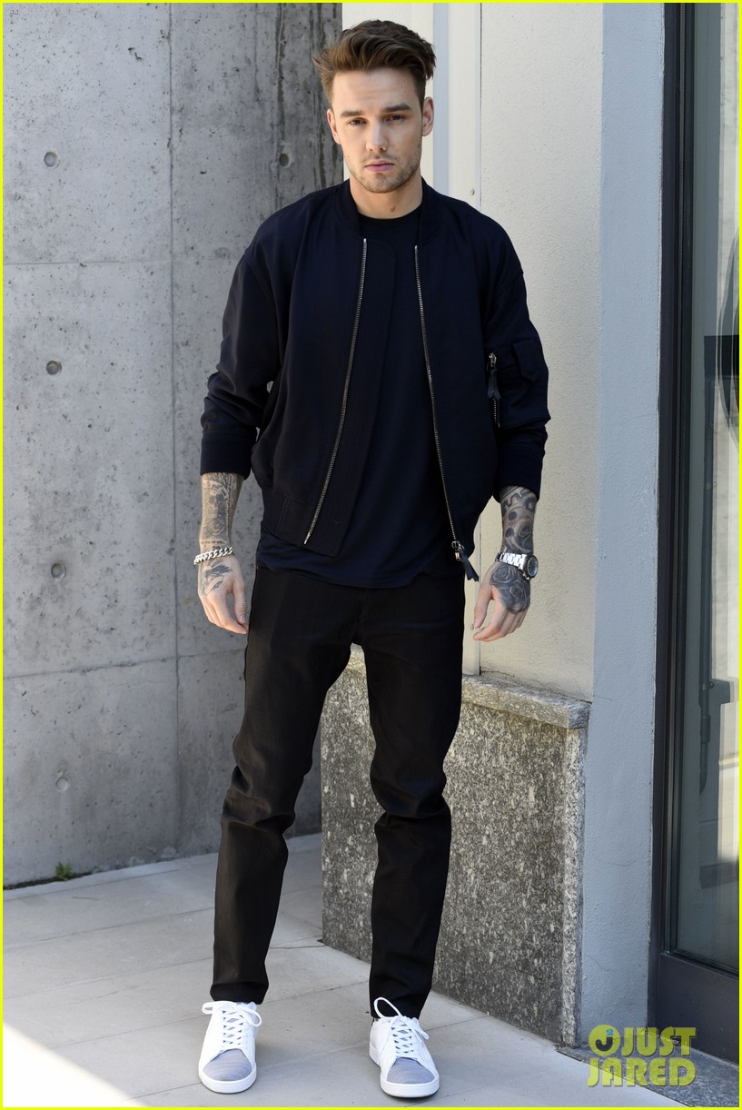 Full Sized Photo of liam payne milan fashion week 05 | Liam Payne Looks ...