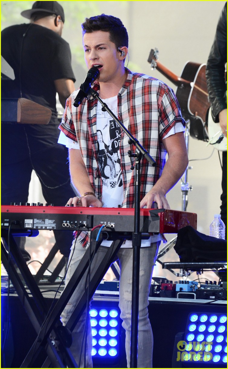 Watch Charlie Puth Perform 'Attention' on 'Today' Show Summer Concert ...
