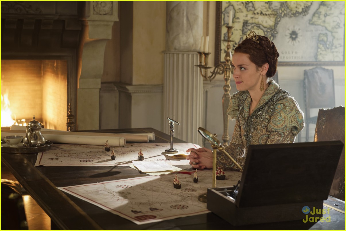 Bothwell Doesn't Leave Mary's Side During Childbirth on 'Reign' Tonight ...