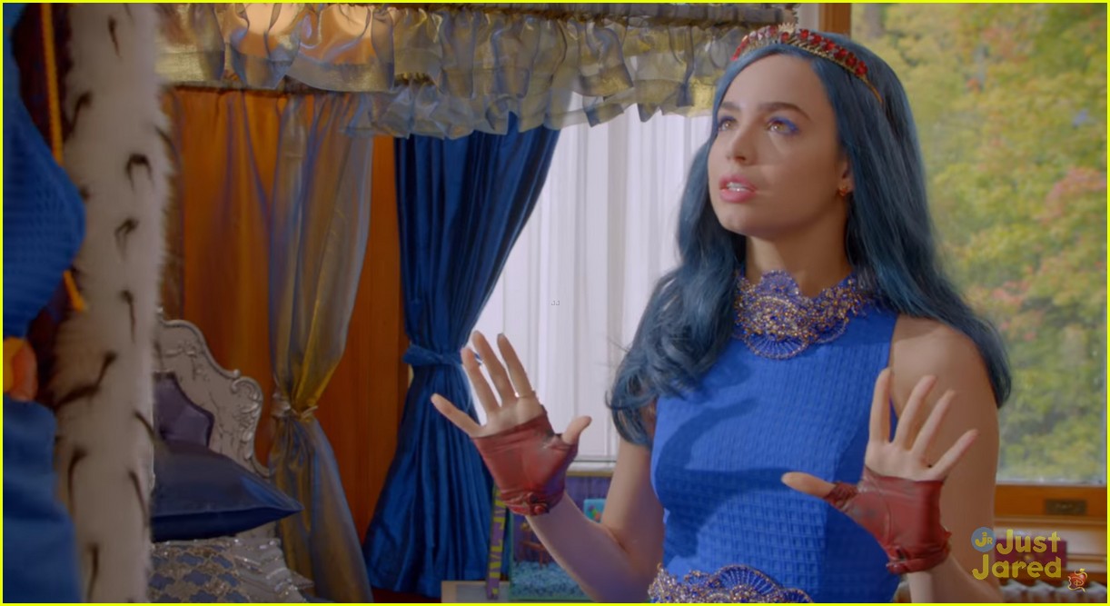 Full Sized Photo of anna cathcart d2 bts special caps 93 | 'Descendants ...