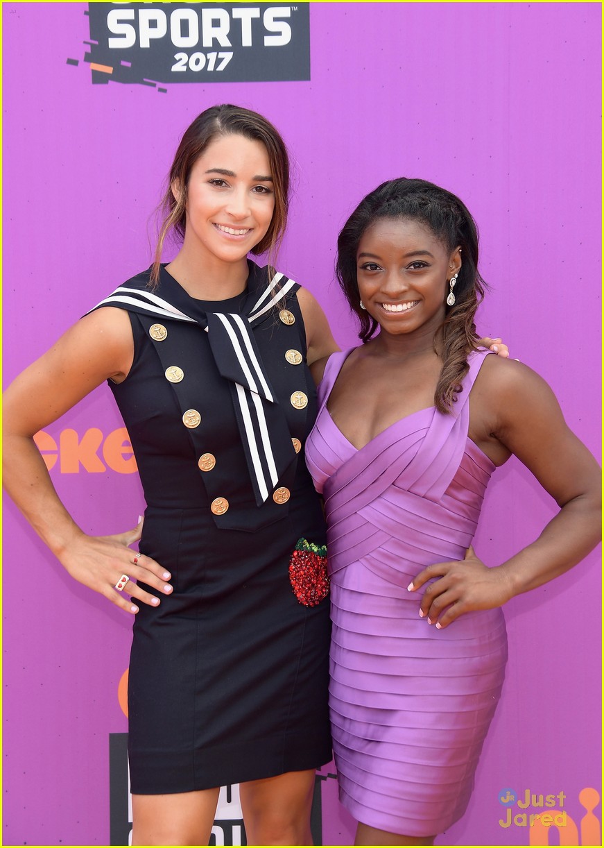 Gabby Douglas, Simone Biles & Aly Raisman Hit The Orange Carpet ...