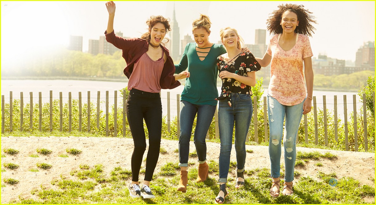 Nash Grier & Jordyn Jones Front Mudd's New Fall Fashion Campaign with ...