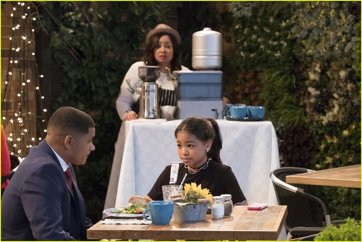 So This is How the Psychic Visions Will Work on 'Raven's Home' | Photo ...