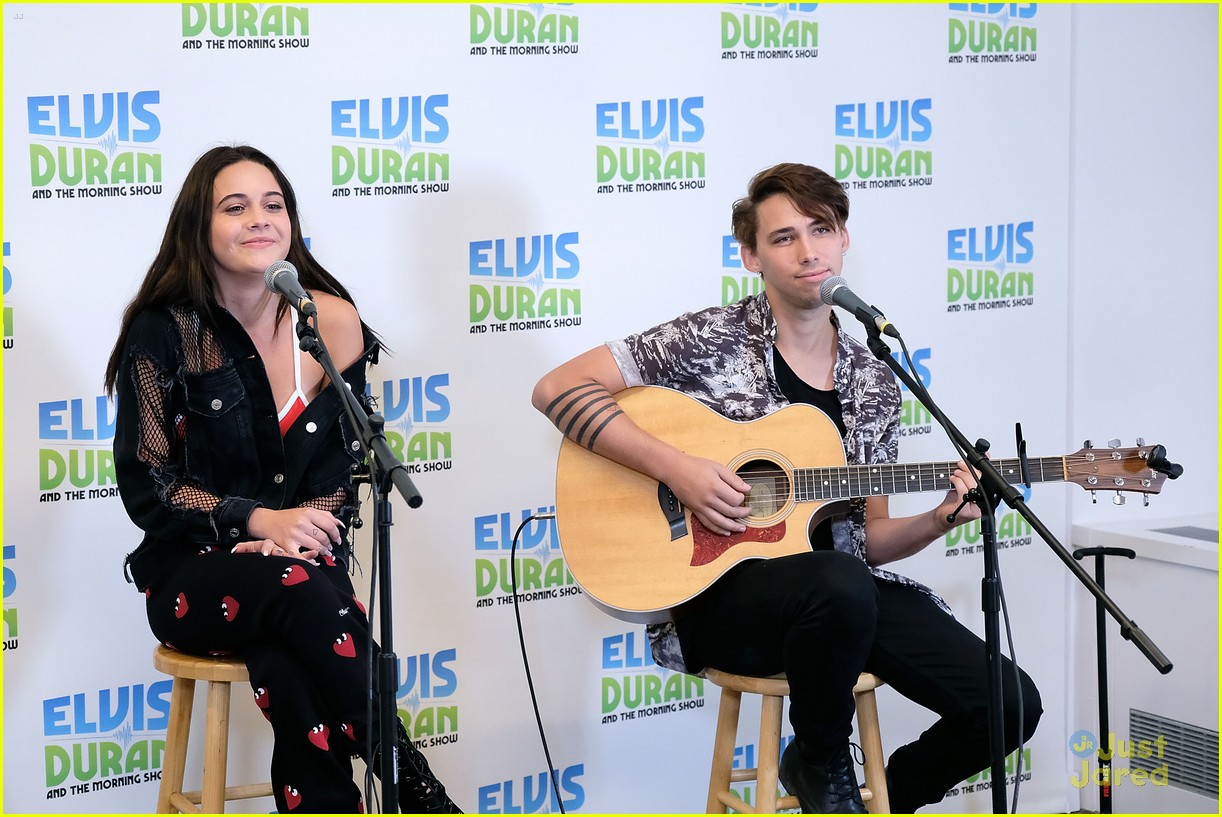 Bea Miller Opens Up About Seeing Music in Colors | Photo 1105647 ...