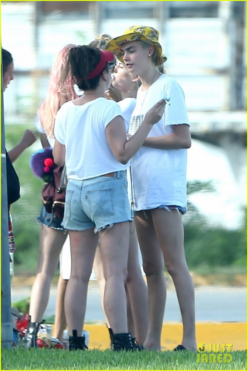 Cara Delevingne's Birthday Trip to Mexico Is Total Goals! | Photo ...