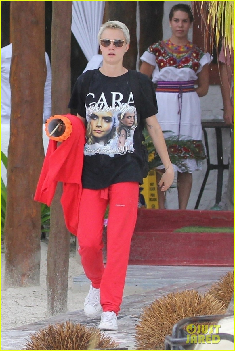 Cara Delevingne's Birthday Trip to Mexico Is Total Goals! | Photo ...