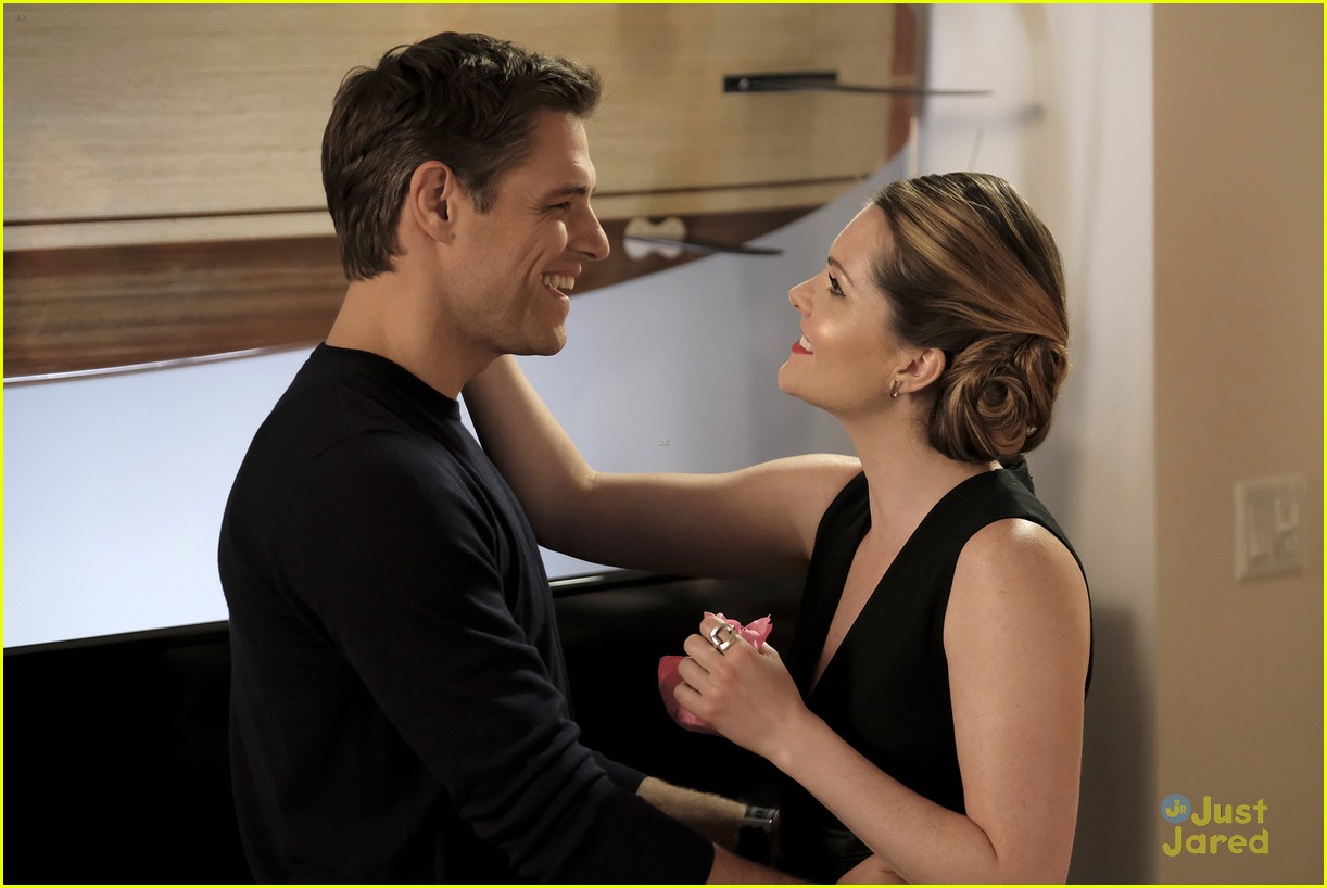 The Bold Type's Dan Jeannotte Dishes On Ryan & Jane's Relationship ...