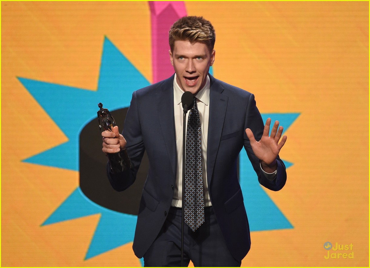 Collins Key Freaks Out Over Winning a Streamy Award! | Photo 1113747 ...