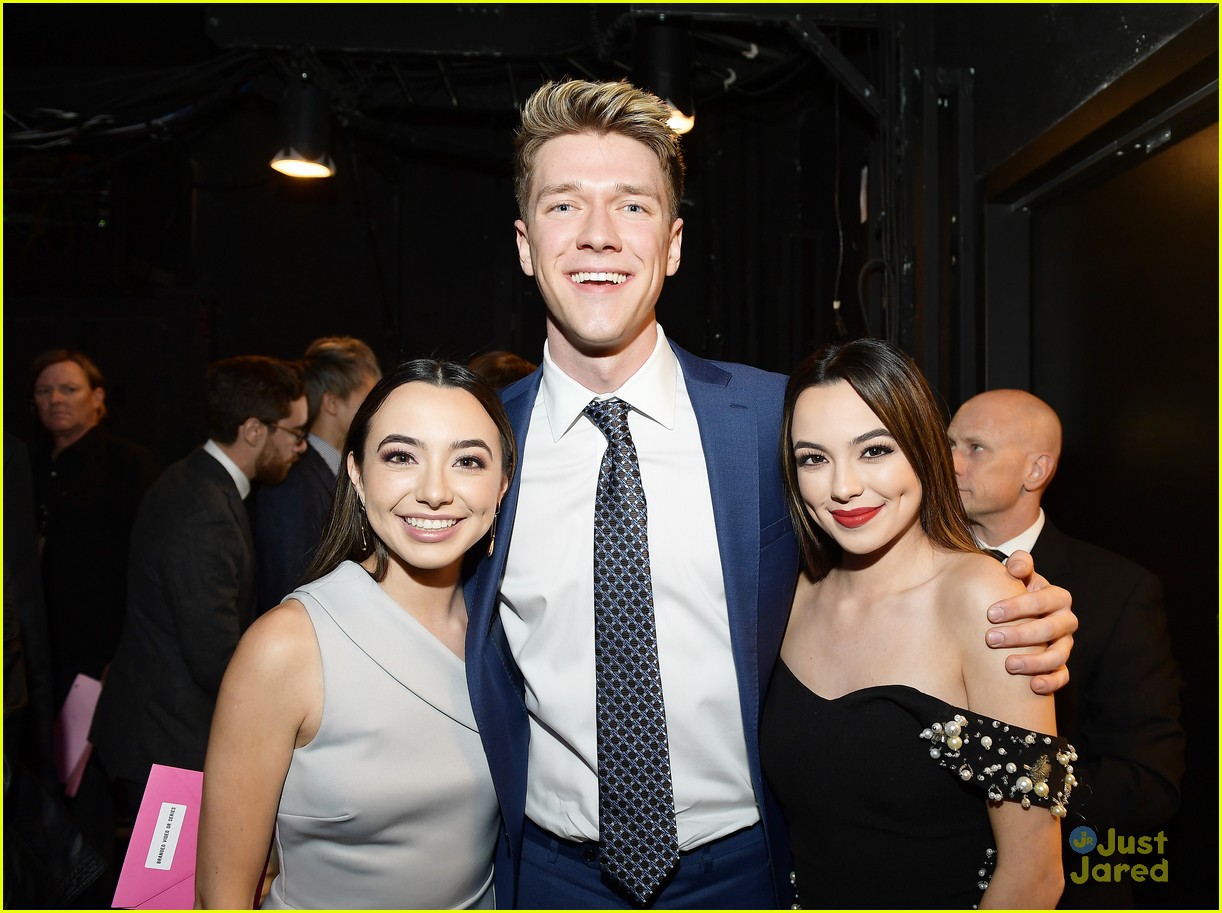 Collins Key Freaks Out Over Winning a Streamy Award! | Photo 1113762 ...