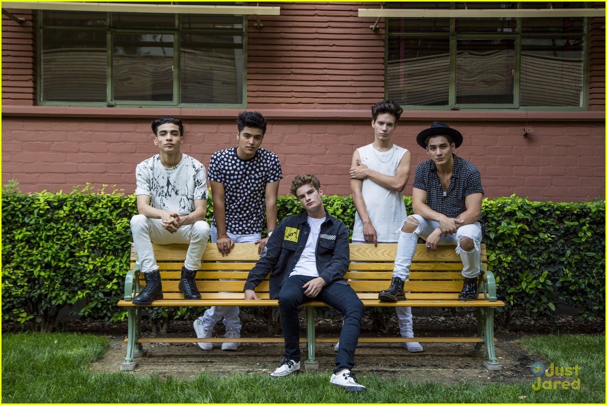 In Real Life Band Drop First Music Video For 'Eyes Closed' | Photo ...