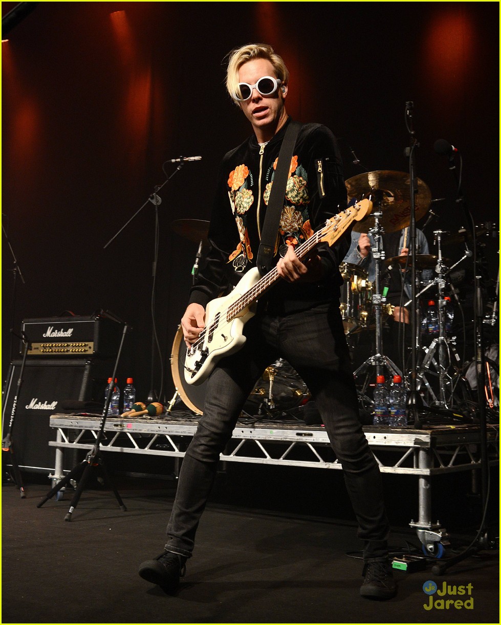 R5 Plan To Expand Their 'New Addictions' Tour Even More | Photo 1110576 ...