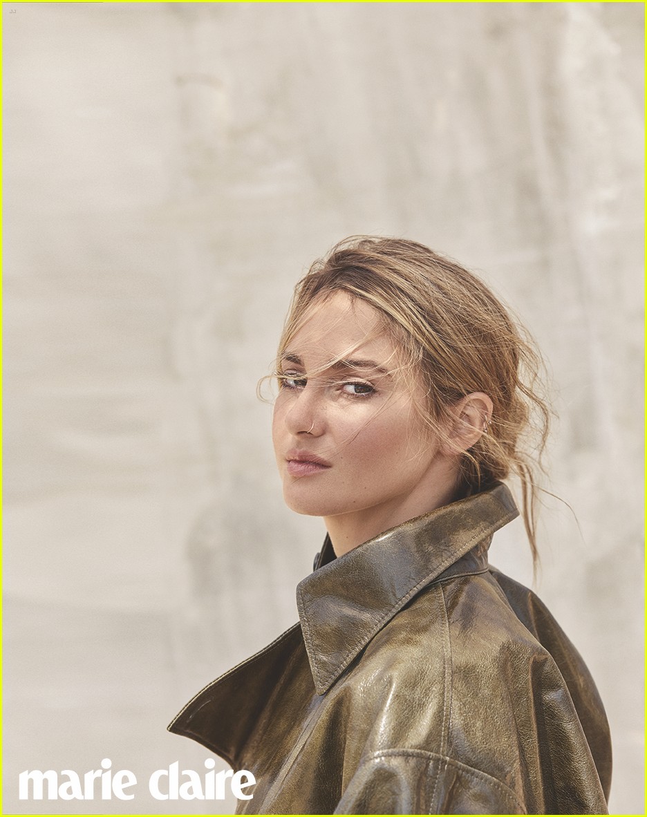 Shailene Woodley Was Strip-Searched After Her Trespassing Arrest at Standing Rock | Photo ...