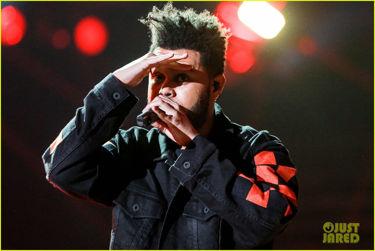 The Weeknd Busts Out His Best Dance Moves at iHeartRadio Music Festival ...
