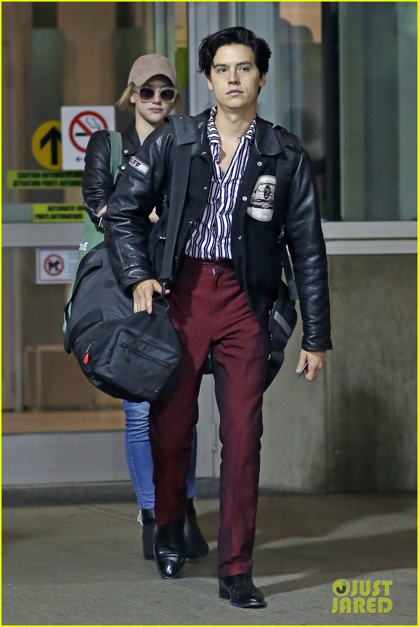 Riverdale's Cole Sprouse & Lili Reinhart Travel Back to Canada Together! | Photo 1116071 - Photo ...