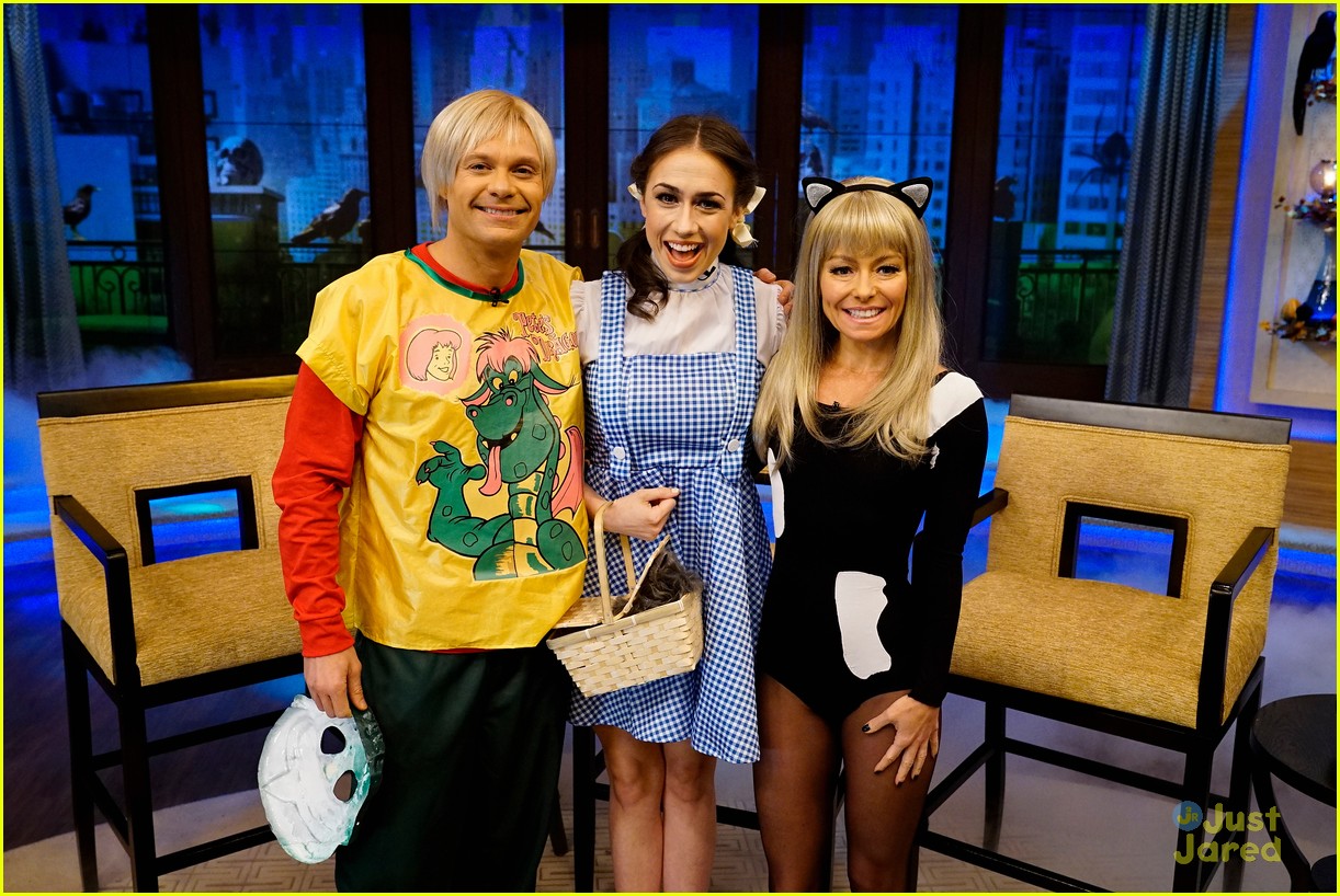 Colleen Ballinger Dishes On Her Favorite Part of Halloween (Exclusive ...