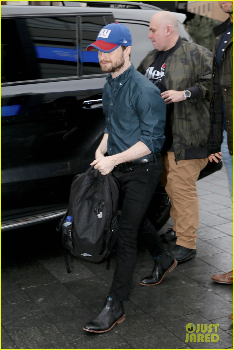 Daniel Radcliffe Heads Into a Radio Interview Wearing a New York Giants ...