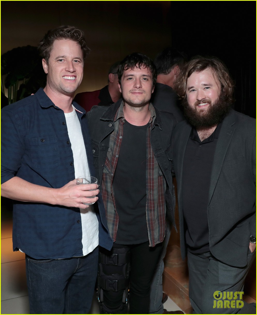 Josh Hutcherson, Tyler Posey & More Attend Hulu's New York Comic Con ...