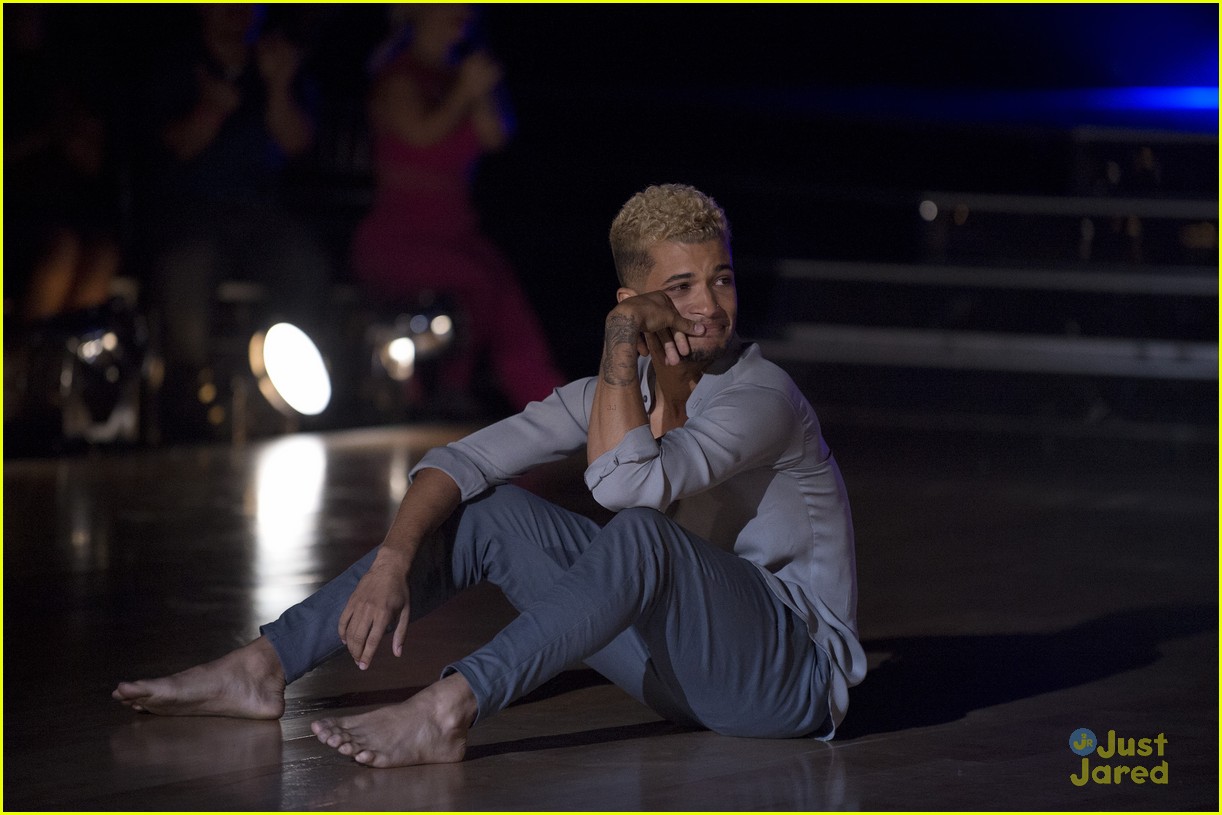 Full Sized Photo of jordan fisher parents emotion dwts lindsay arnold ...