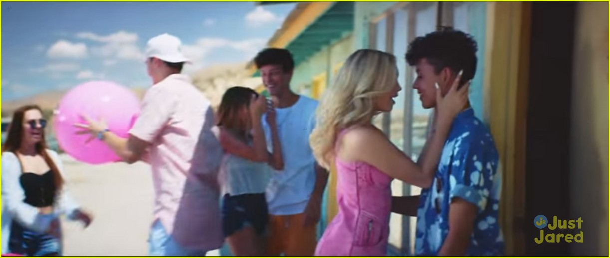 Jordyn Jones & Boyfriend Brandon Westenberg Put Their Love on Display ...