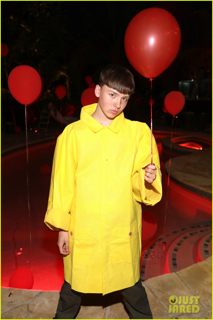 Full Sized Photo of gregg sulkin just jared halloween party 07 | Gregg ...