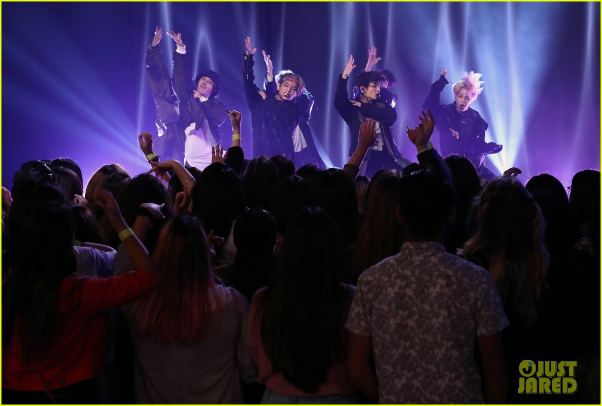 BTS Perform 'Mic Drop' on 'The Ellen Show' - Watch Now! | Photo 1124738 ...