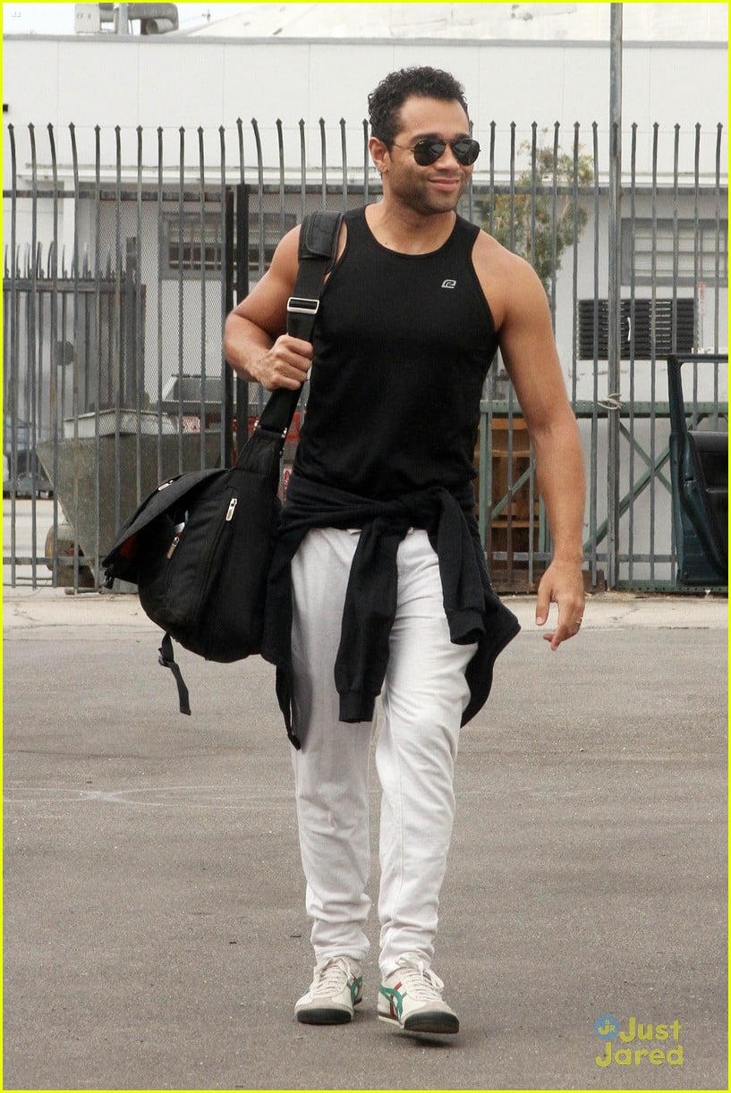 Re-Watch Corbin Bleu's Trio Dance From 'DWTS' Before His Big Return on ...