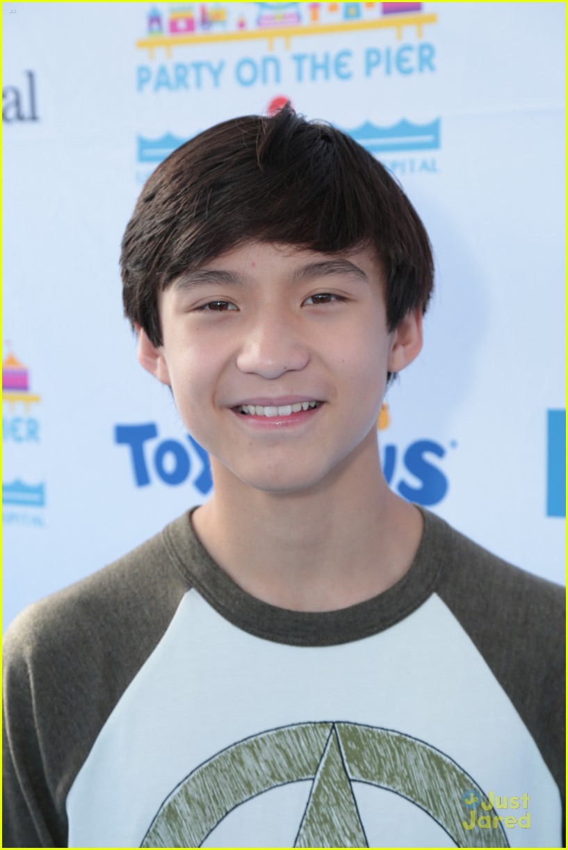 Brec Bassinger, DeVore Ledridge, Sofia Wylie & More Step Out For Mattel ...