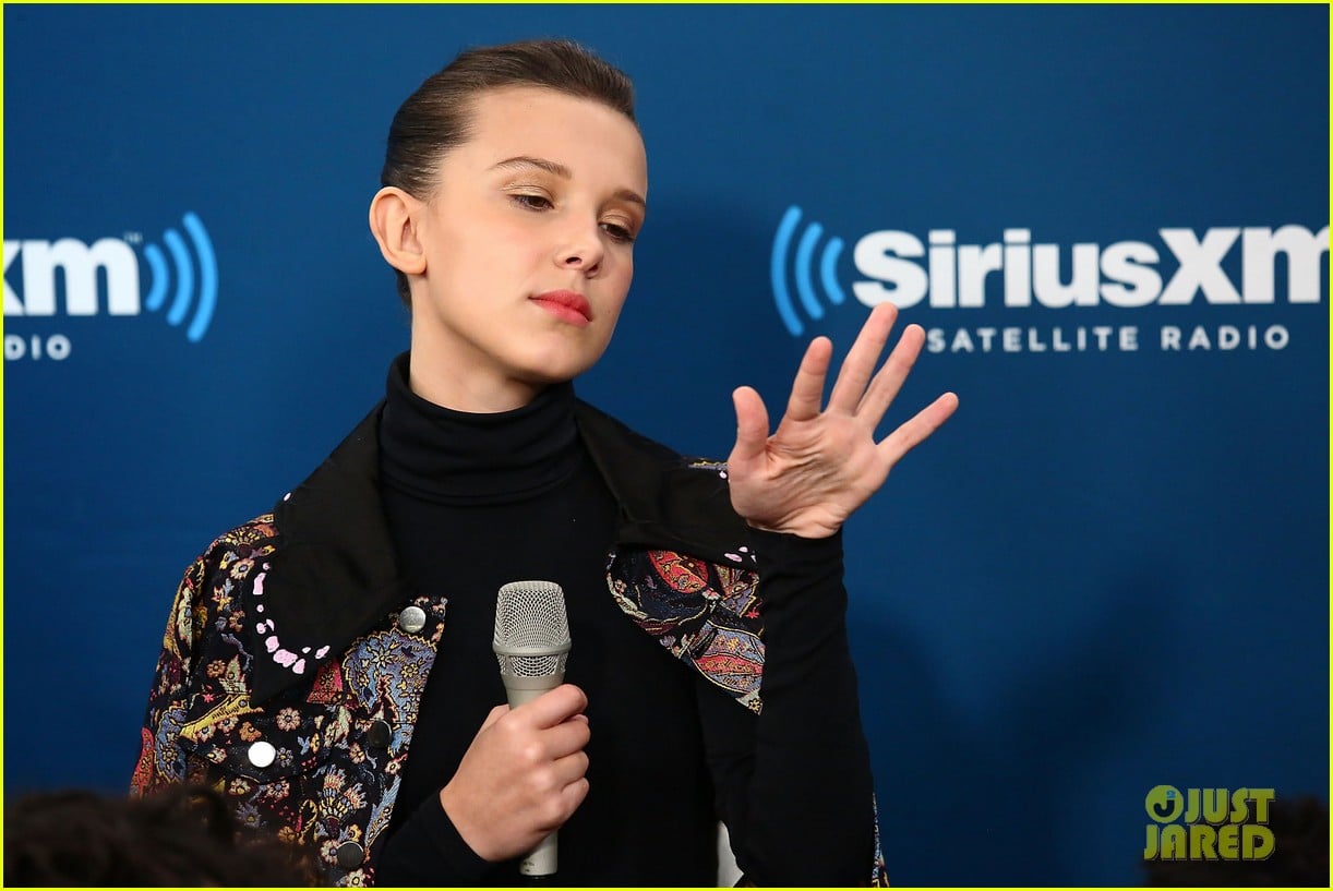 Millie Bobby Brown Recaps 'Stranger Things' Season 1 With an Incredible ...