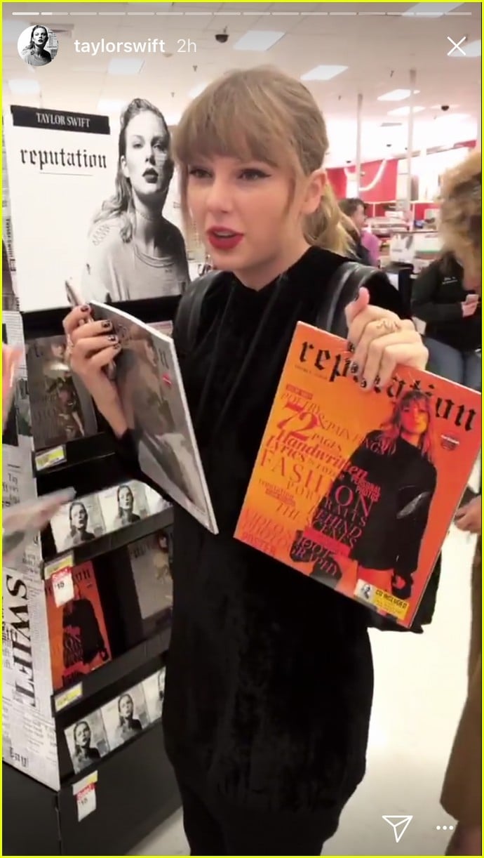Taylor Swift Heads to Target to Buy 'Reputation' - Watch Now! | Photo ...