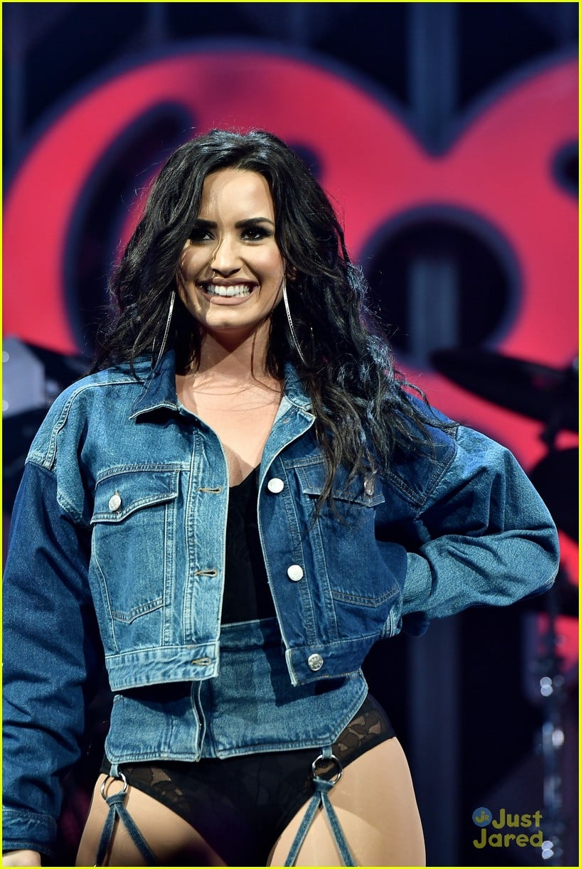 Demi Lovato Rocks Denim Chaps For Jingle Ball 2017 in Miami | Photo ...