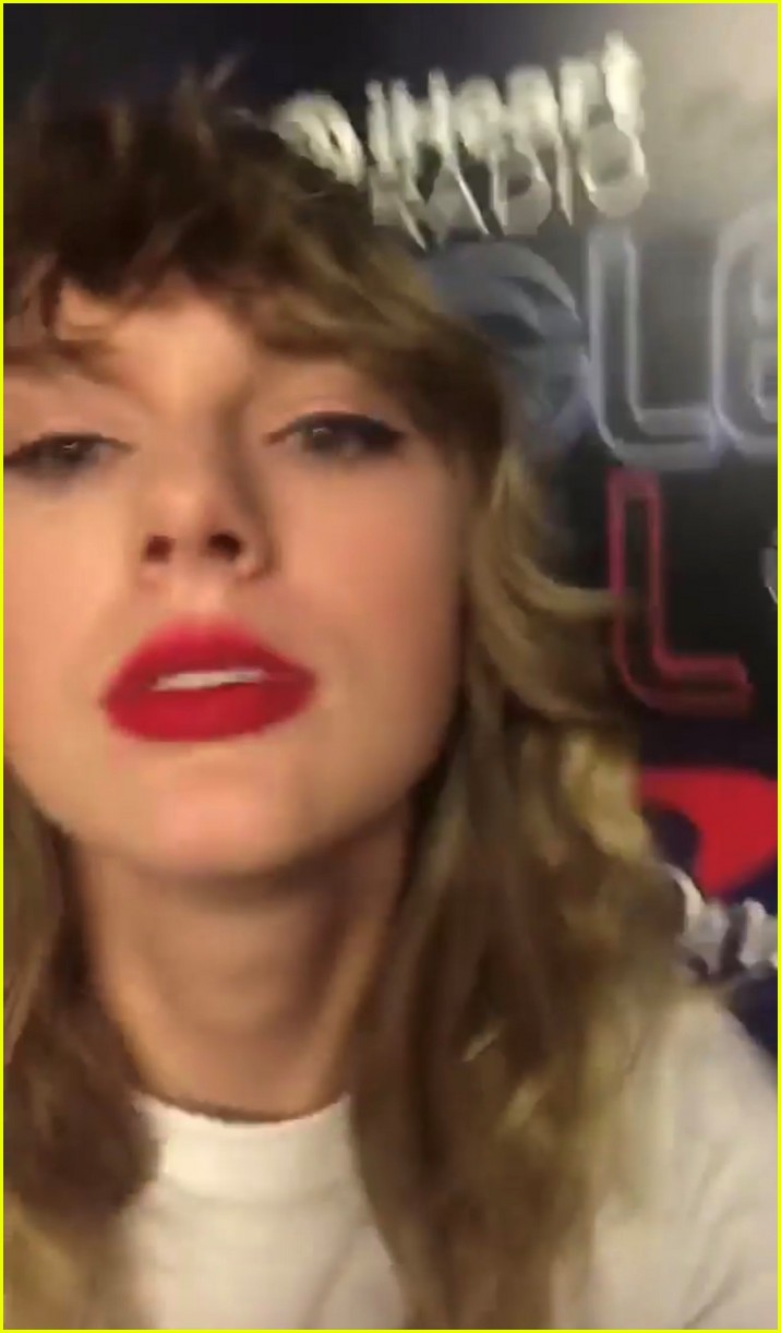 Full Sized Photo of taylor swift takes fans inside jingle ball sound ...