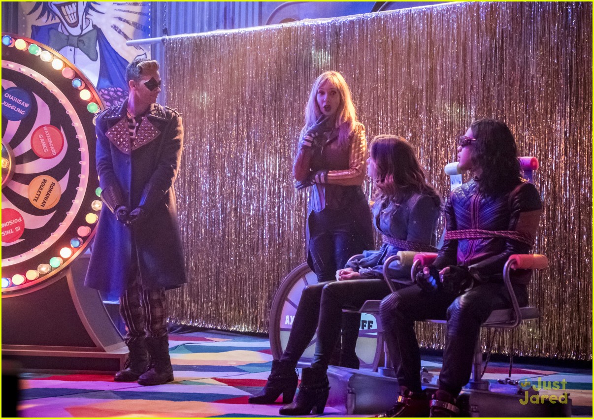 Full Sized Photo of the flash elongated knight rises stills sneak peek ...