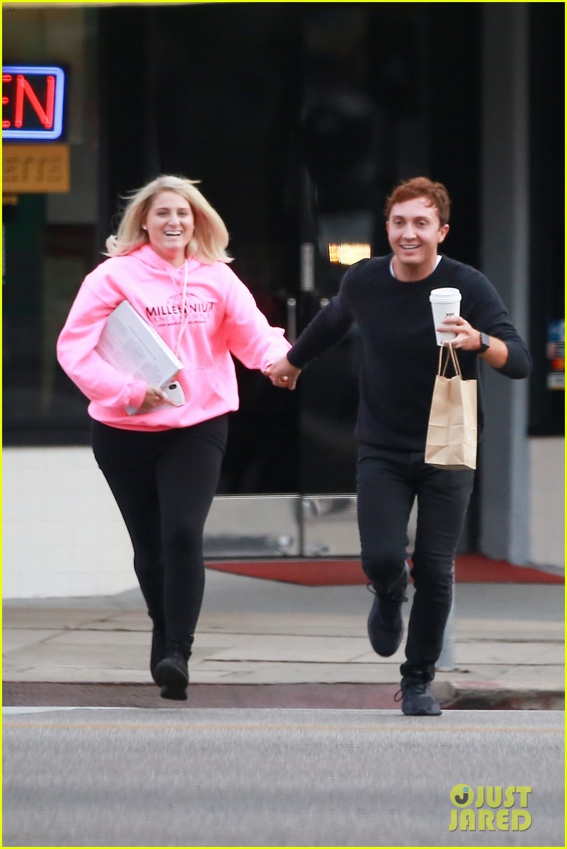 Meghan Trainor Looks So Happy In Love With New Fiance Daryl Sabara ...