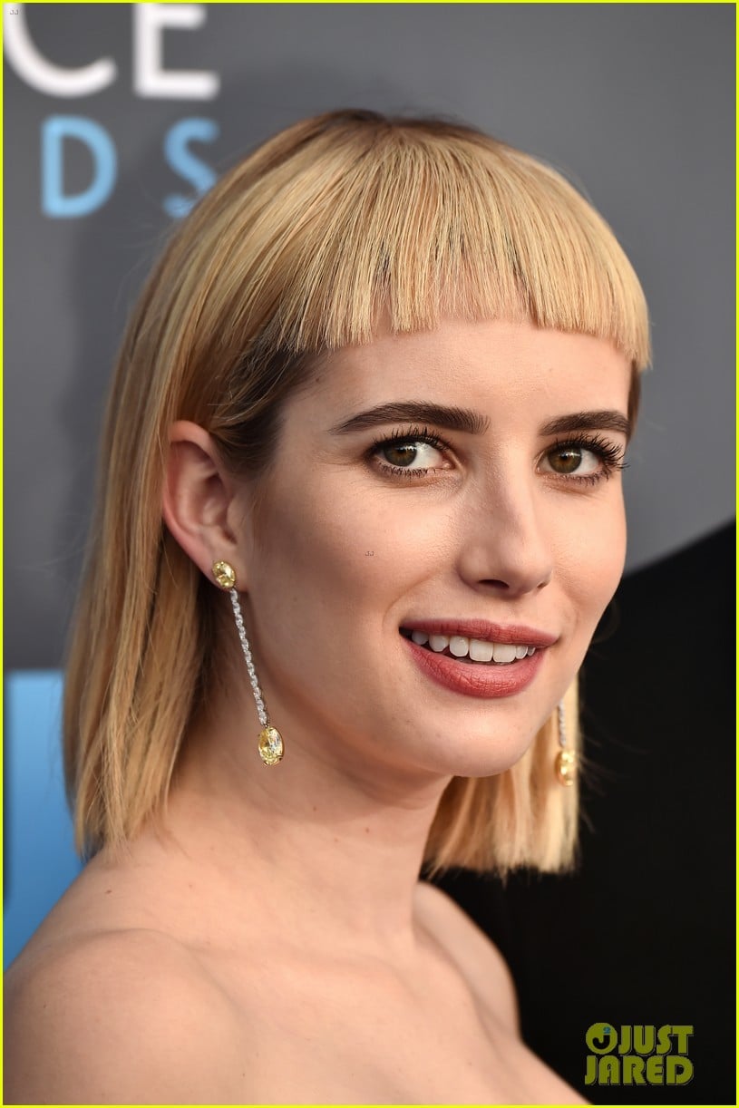Emma Roberts Shows Off New Bangs at Critics Choice Awards 2018! | Photo ...
