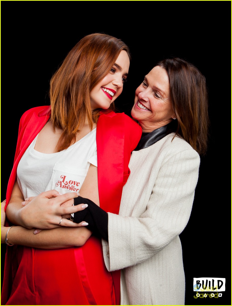 Bailee Madison Brings ‘Losing Brave’ Promo To NYC | Photo 1137118 ...