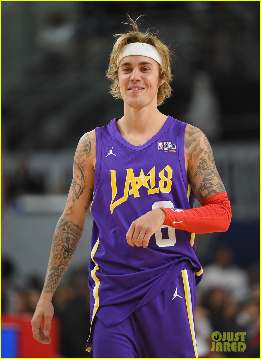 Justin Bieber Plays in the NBA All-Star Game Celebrity Game! | Photo ...