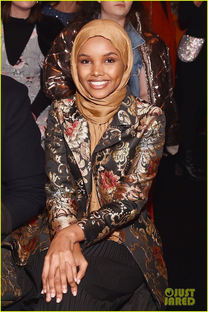 Eva Gutowski, Niki & Gabi, & More Support Sailor Brinkley-Cook at ...