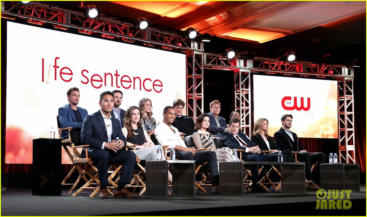 Lucy Hale & Riley Smith: New Couple Alert! | Photo 1140906 - Photo ...