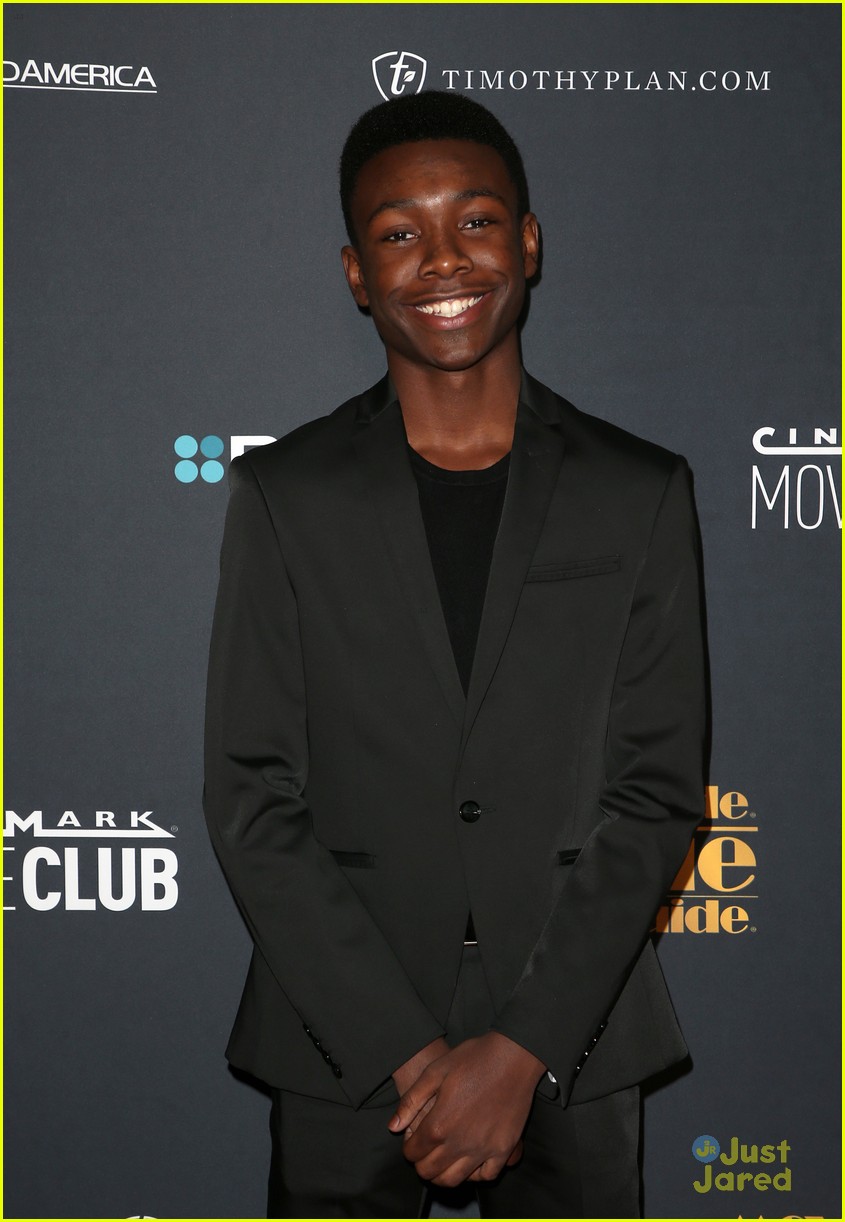 Hannah Zeile Previews Teen Kate's Struggles on 'This Is Us' | Photo ...