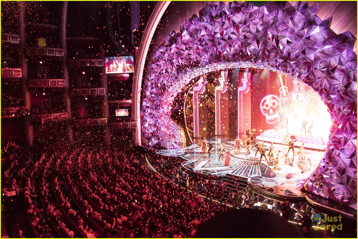 Full Sized Photo of coco original song oscars robert lopez double egot ...