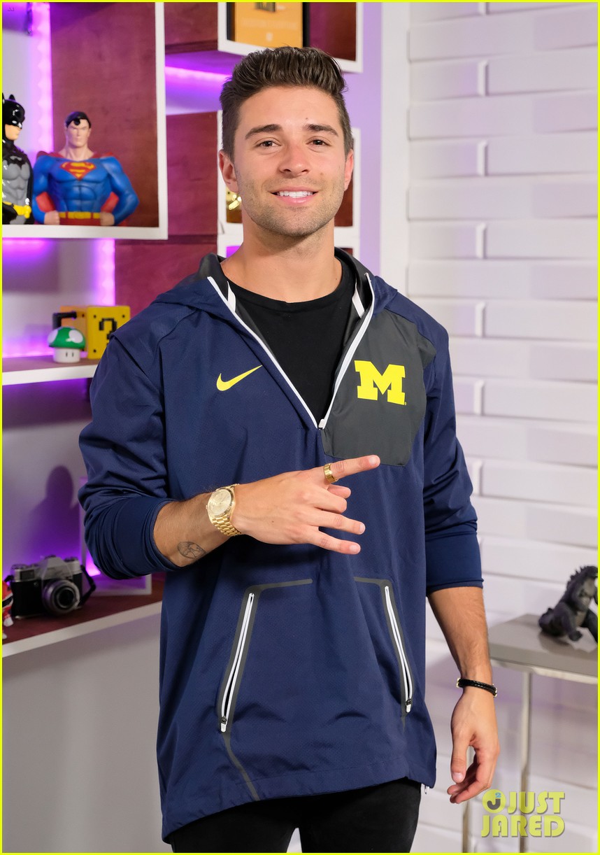 Jake Miller Got His Sanity Back After Going Independent | Photo 1149025 ...
