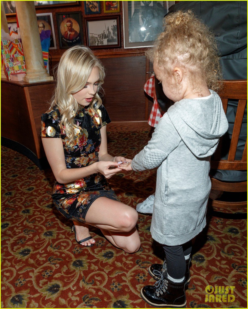 Jordyn Jones Has 18th Birthday Party at Buca di Beppo With Boyfriend ...