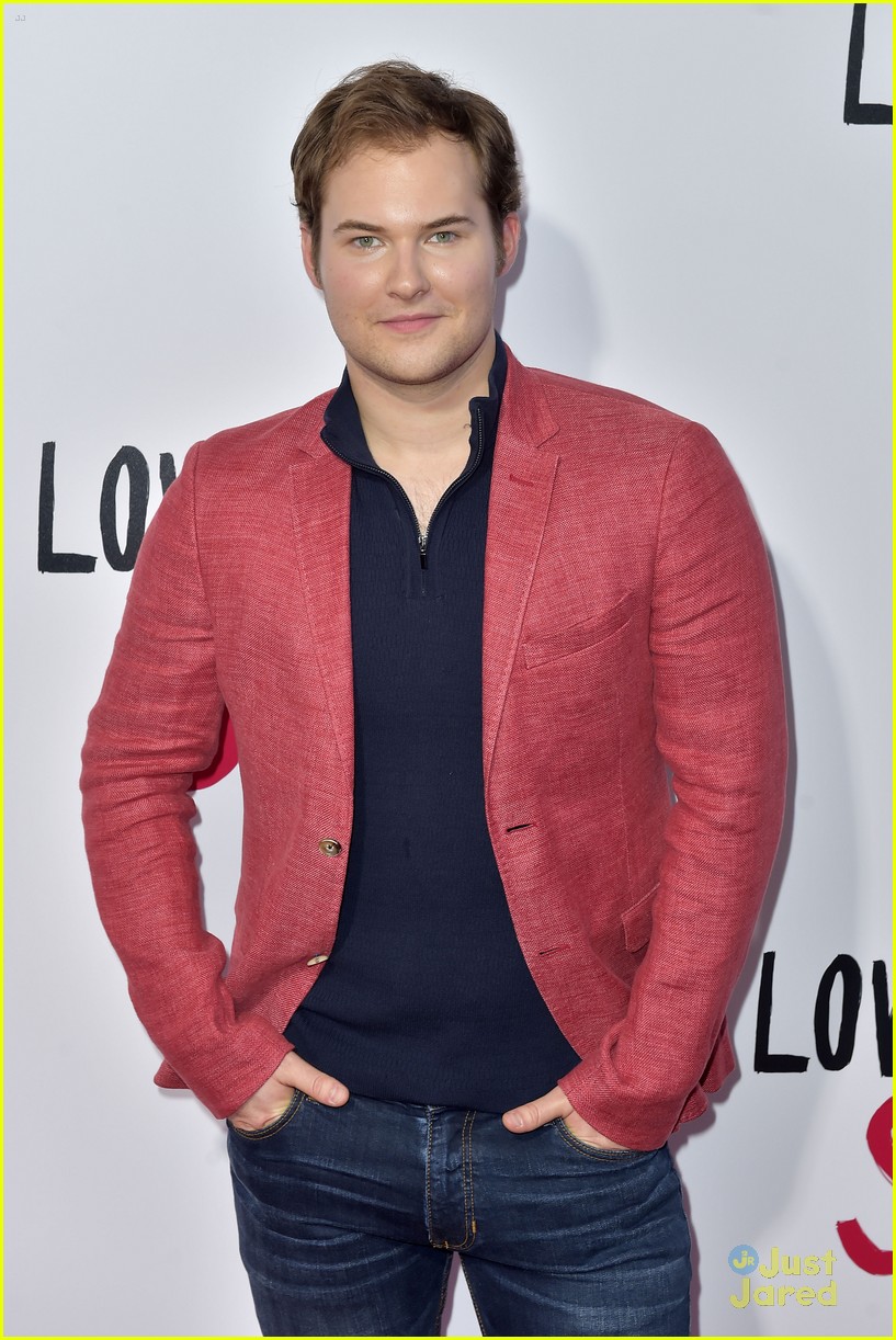 Full Sized Photo of justin prentice supports co stars tessa brooks ...