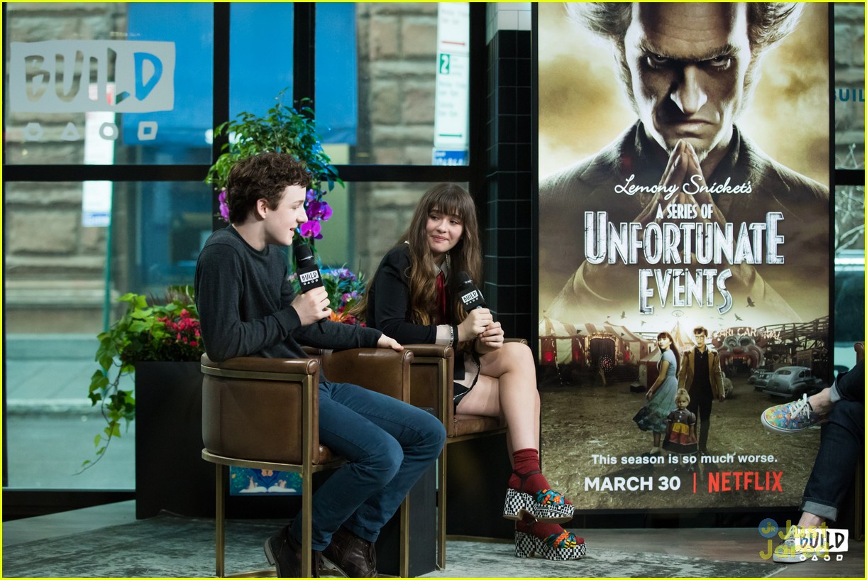 Malina Weissman & Louis Hynes Talk Pressure of Turning a Beloved Book ...