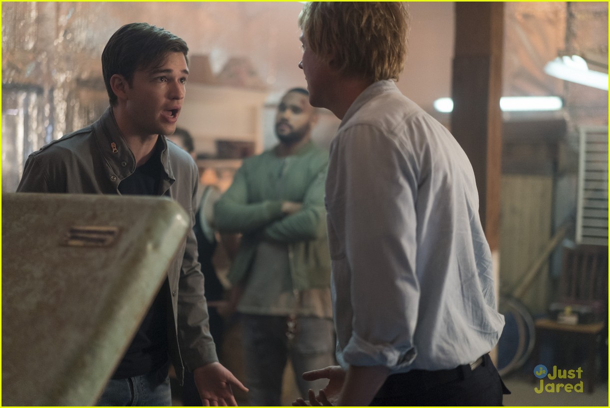 Luke & Willa Work Together To Destroy a Machine in Tonight's 'Beyond ...