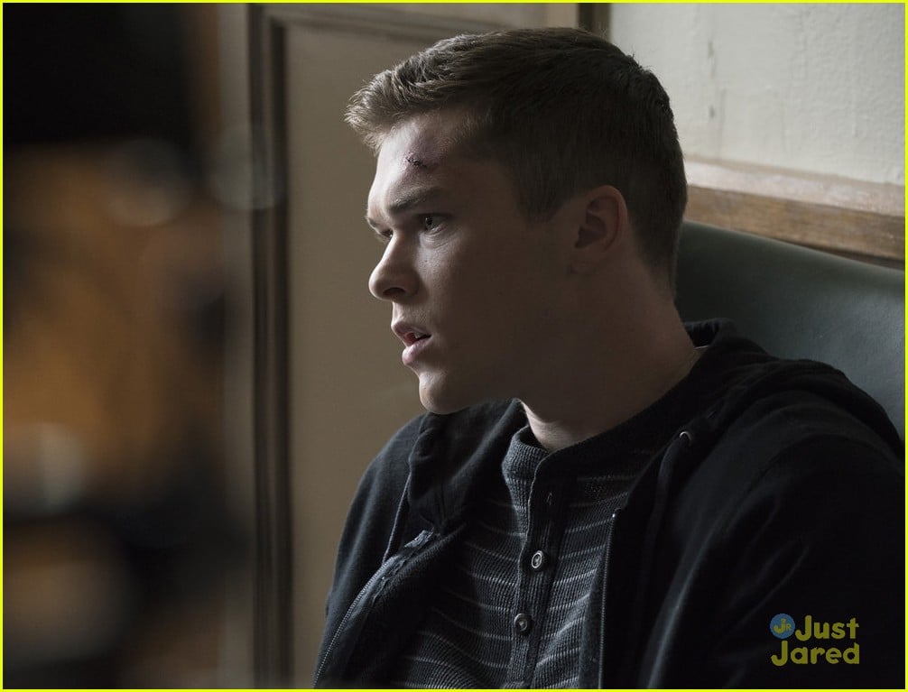 Rise's Auli'i Cravalho & Damon J. Gillespie Talk Those 'Glee ...