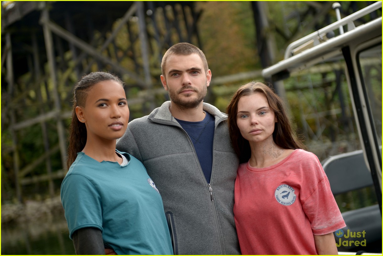 Freeform's Mermaid Thriller 'Siren' Premieres Tonight - Watch a Sneak ...